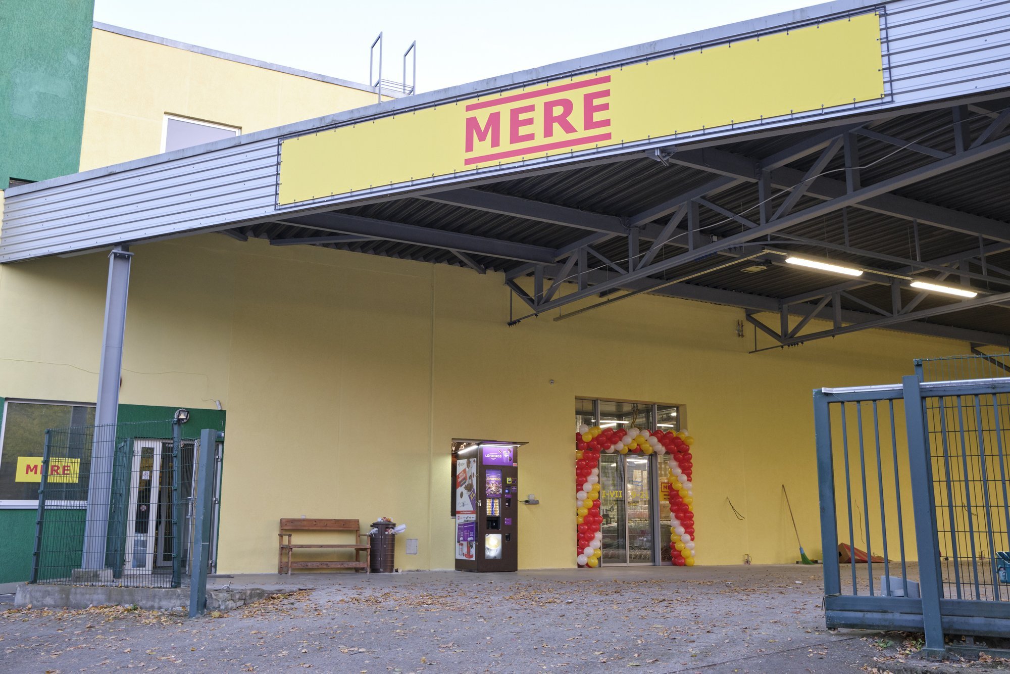 Вытеснить российскую сеть Mere не получается: покупателей происхождение товаров не волнует ...