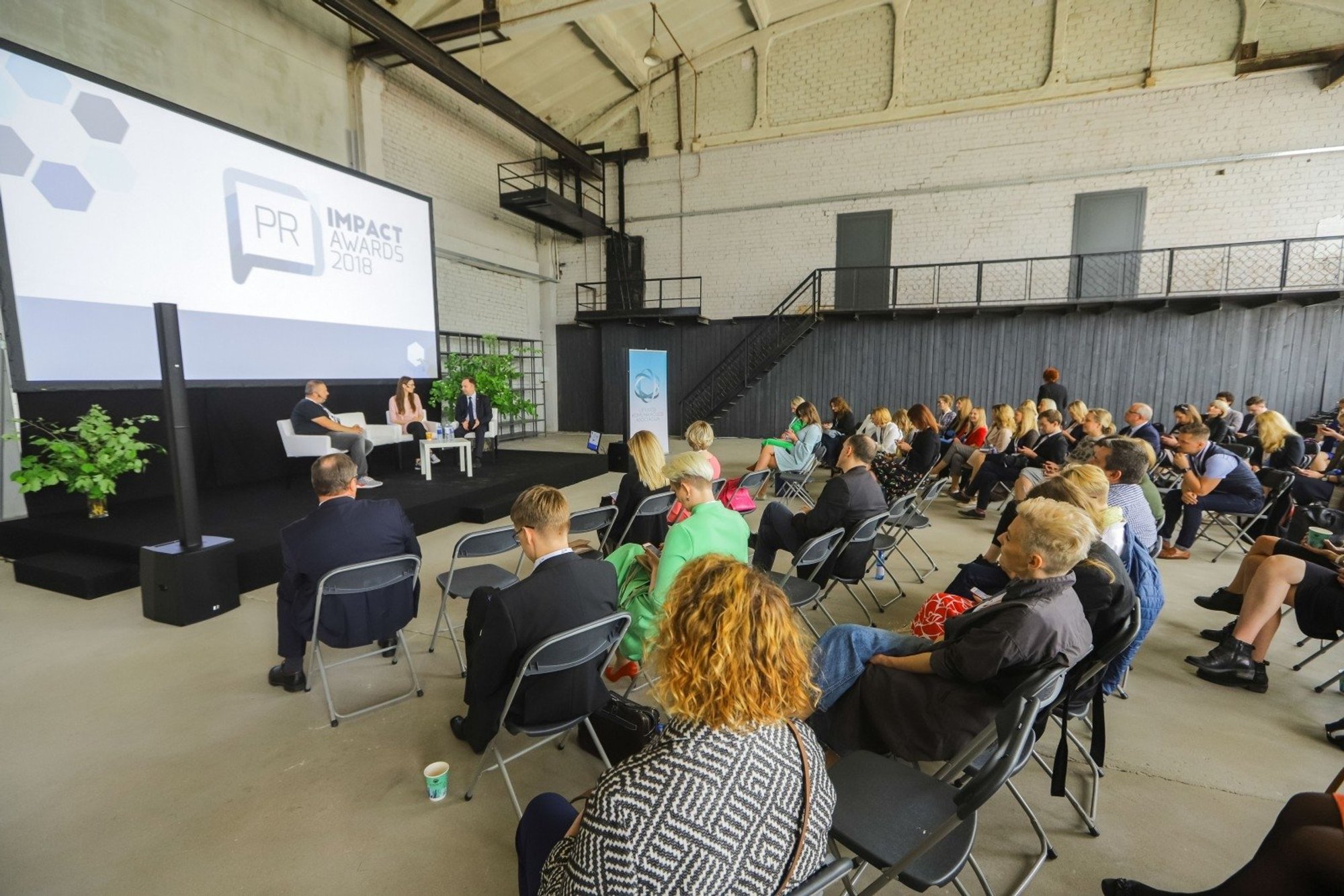 „PR Impact Awards 2018“: nuo robotų iki propagandos ir „trolių“ - Delfi