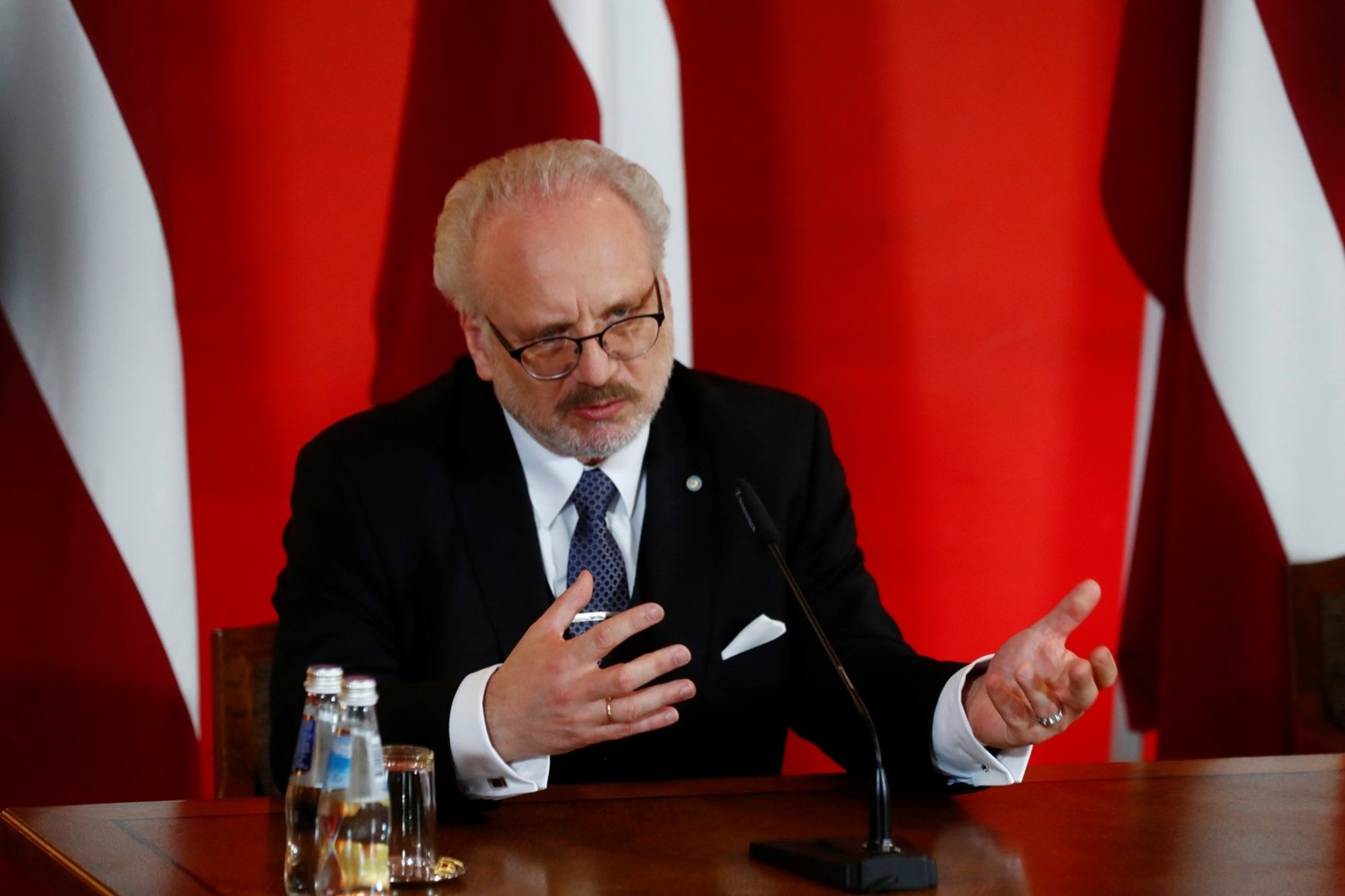 Latvijos vadovas: Baltarusijos vėliavos pakeitimas – Minsko režimo ...