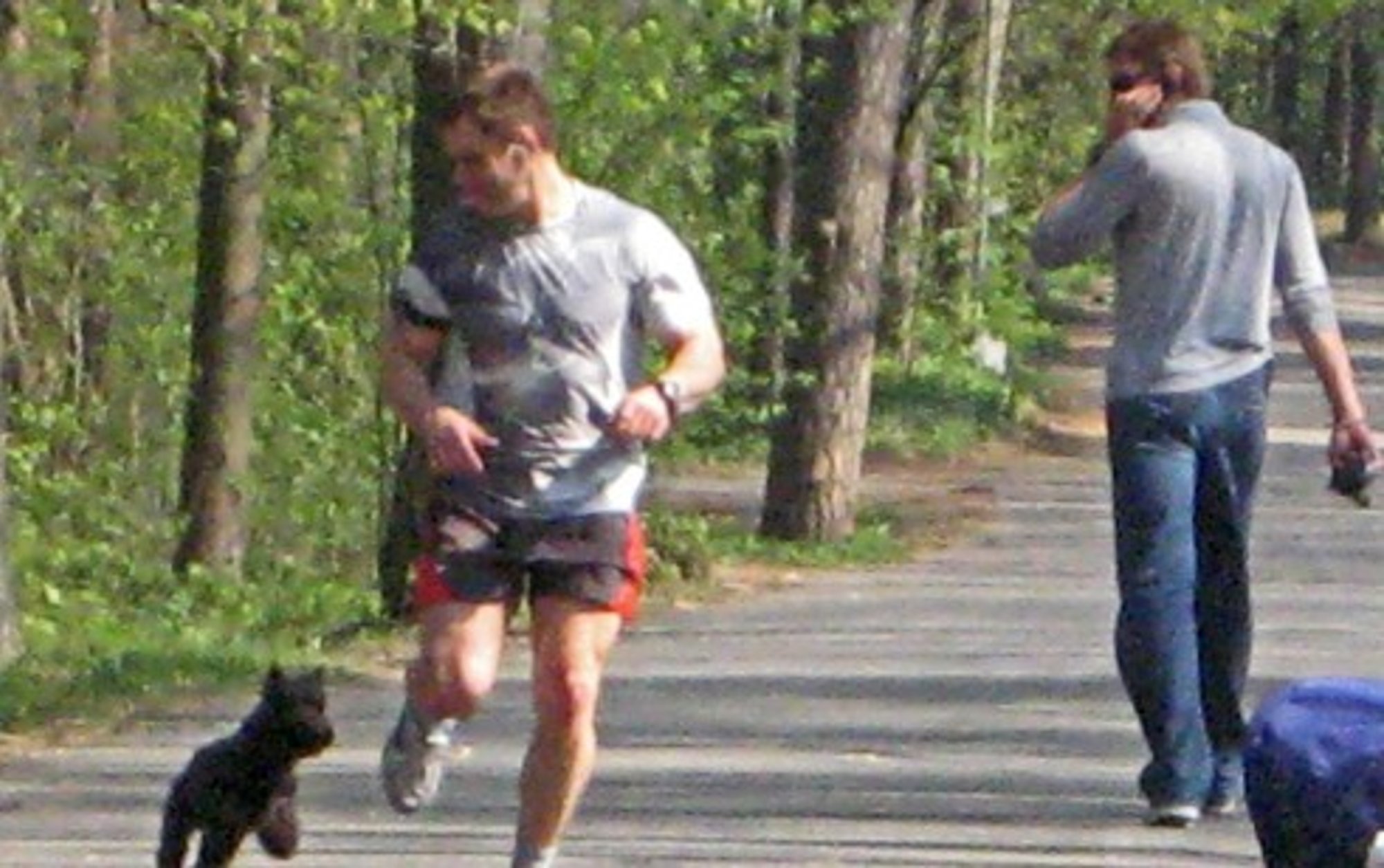 Parko taisyklės Macui ir jo šuniui - nė motais - Delfi veidai