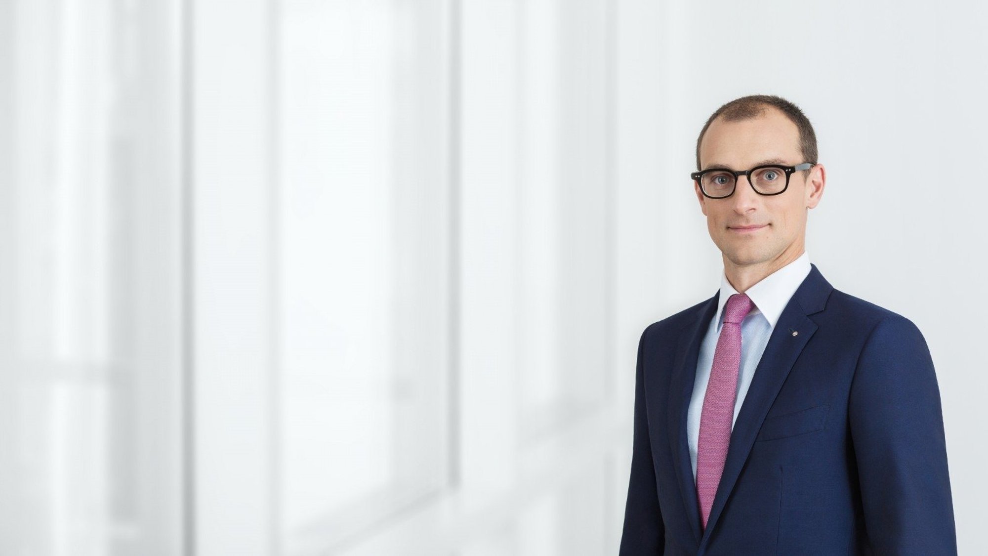 Elijus Burgis. Istorinis įvykis: valstybė sudarė taiką energetikoje ...