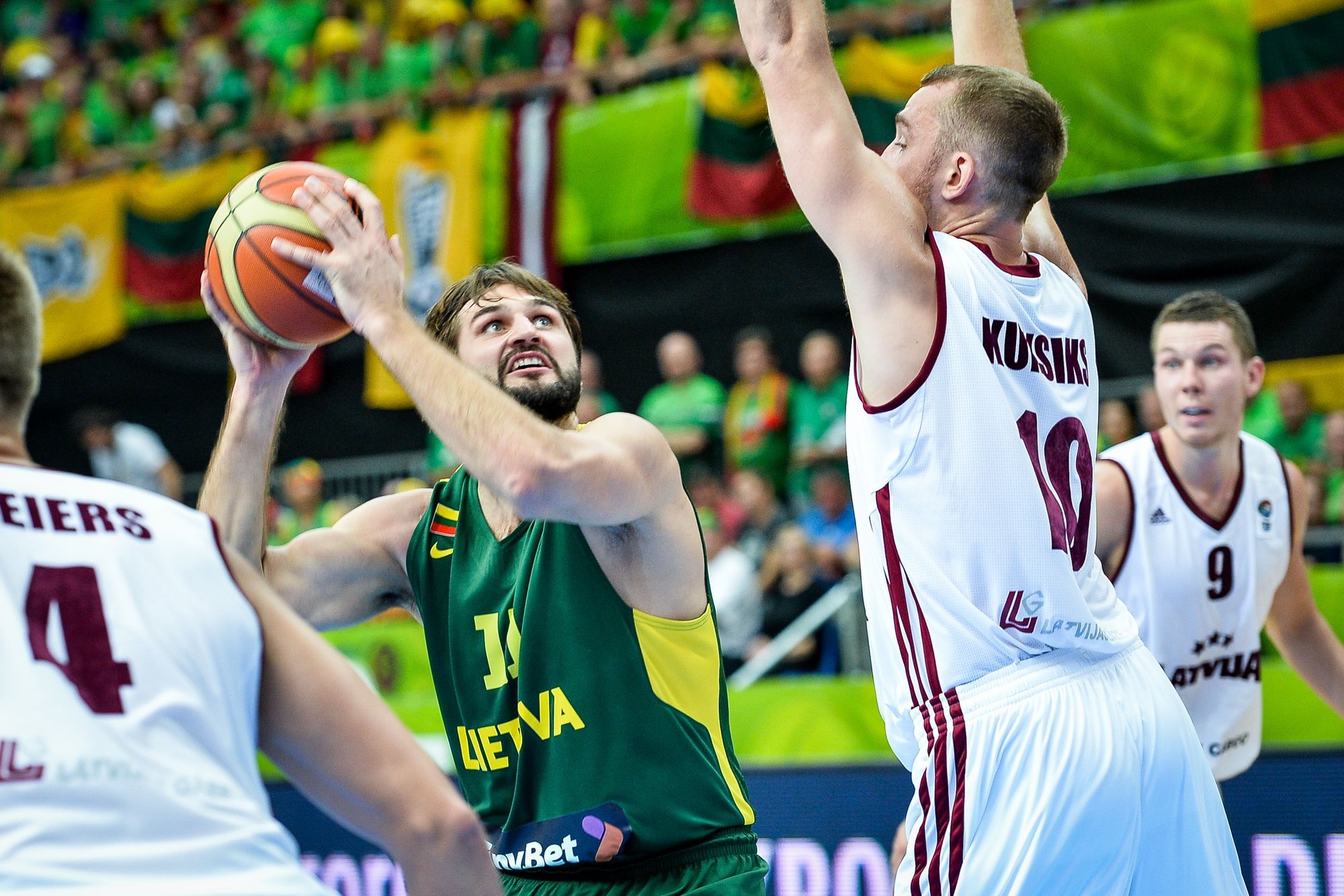 L. Kleiza: išgimdėme pergalę - reikia kabintis ir pagauti žaidimo ...