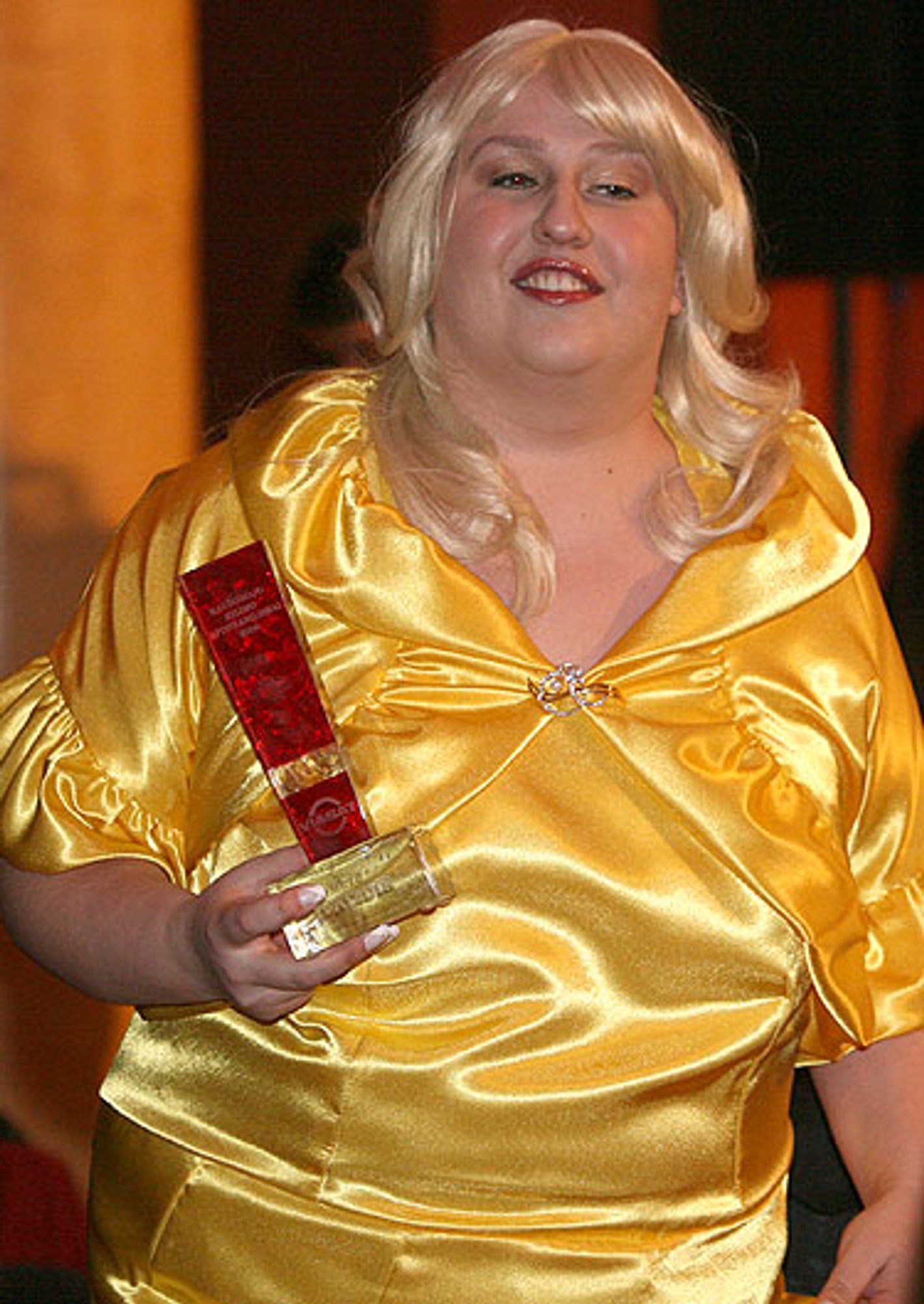 Iš „XXL“ išmesta skrandžio perrišimo operaciją pasidariusi mama Rock`n ...