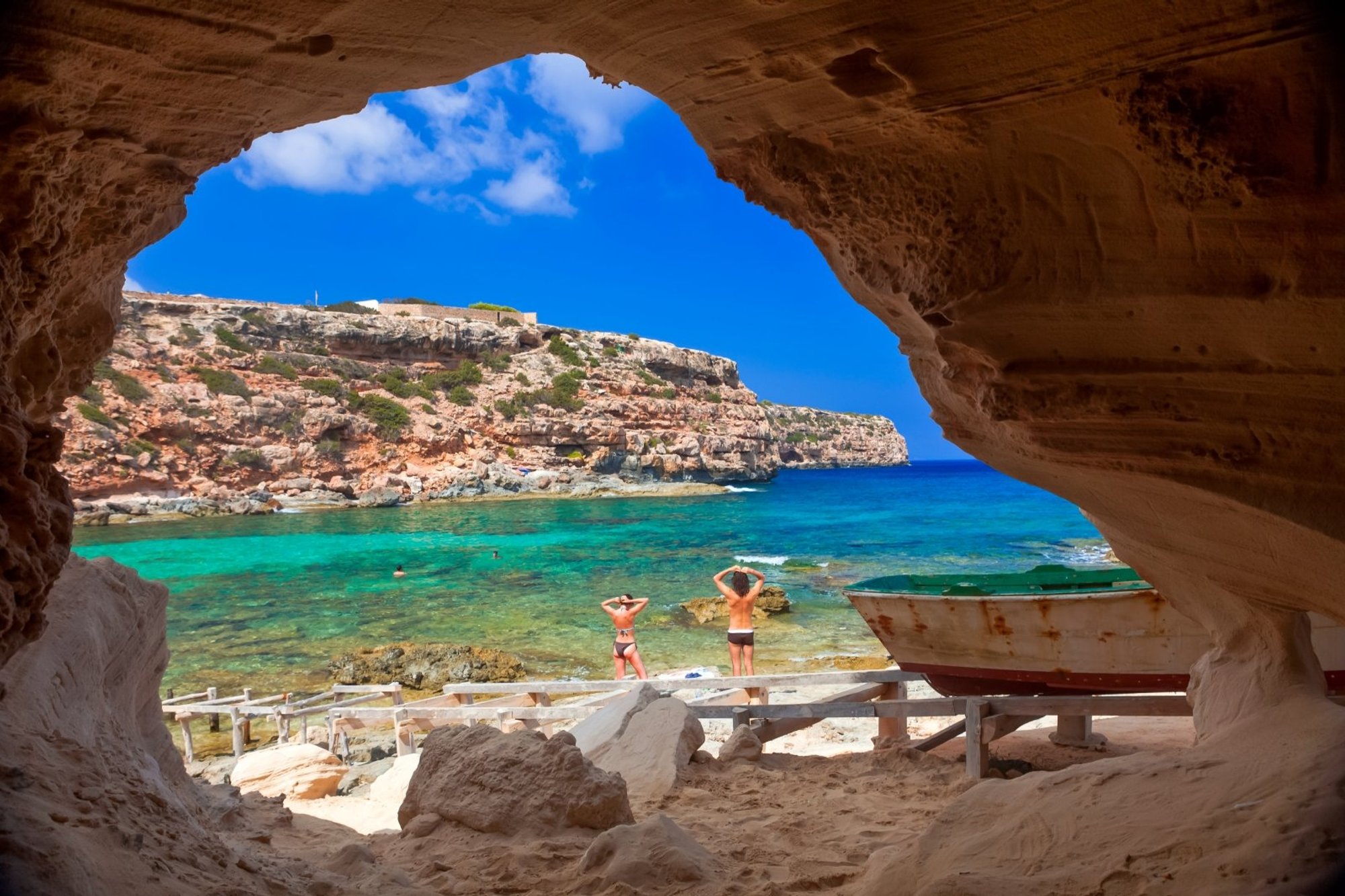 Balearų salos sieks pažaboti į salas traukiančių turistų srautus ...