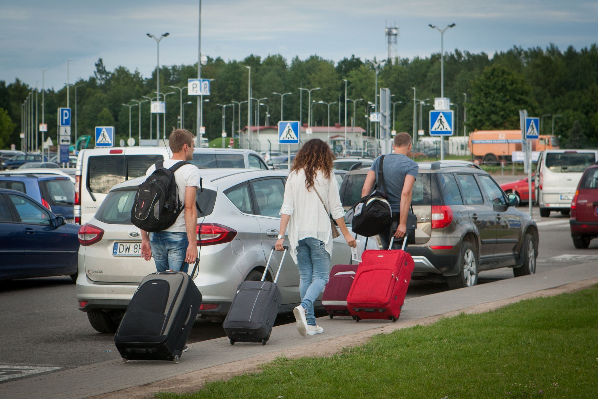Immigration exceeds emigration in Lithuania in May – statistics - Delfi EN