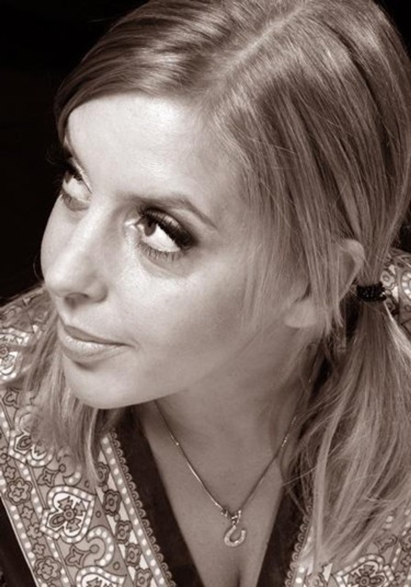 Penktadienį „Gravity“ griausmingai tylės su Kathy Diamond ir šešiais ...