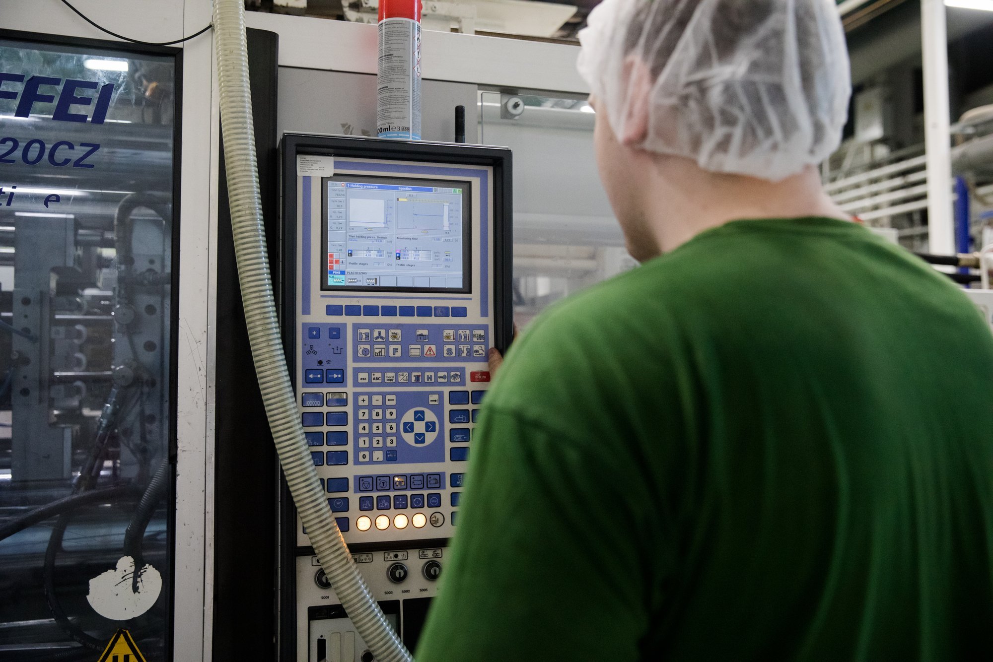 Intersurgical to produce 1 million respirators for medics - Delfi EN