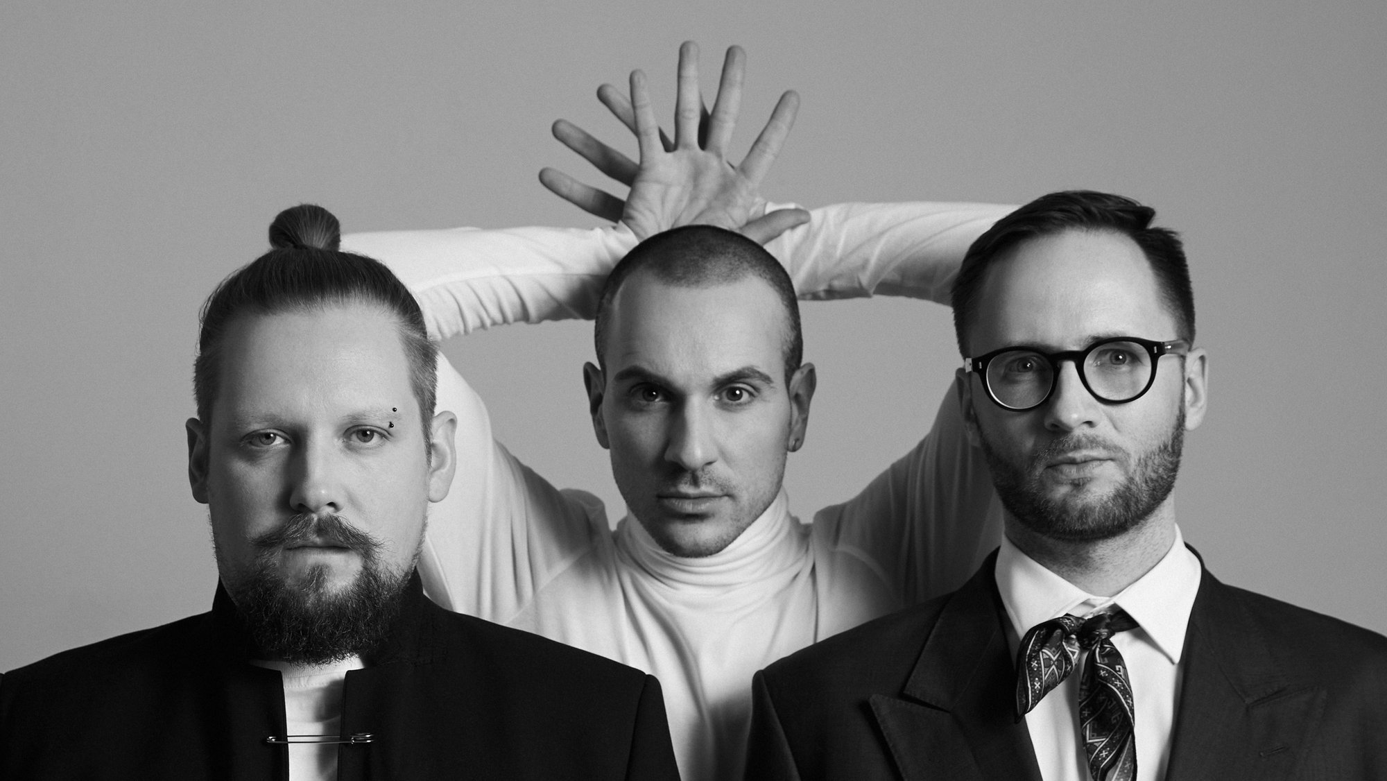 „The Roop“ pasirašė sutartį su viena didžiausių muzikos leidybos ...