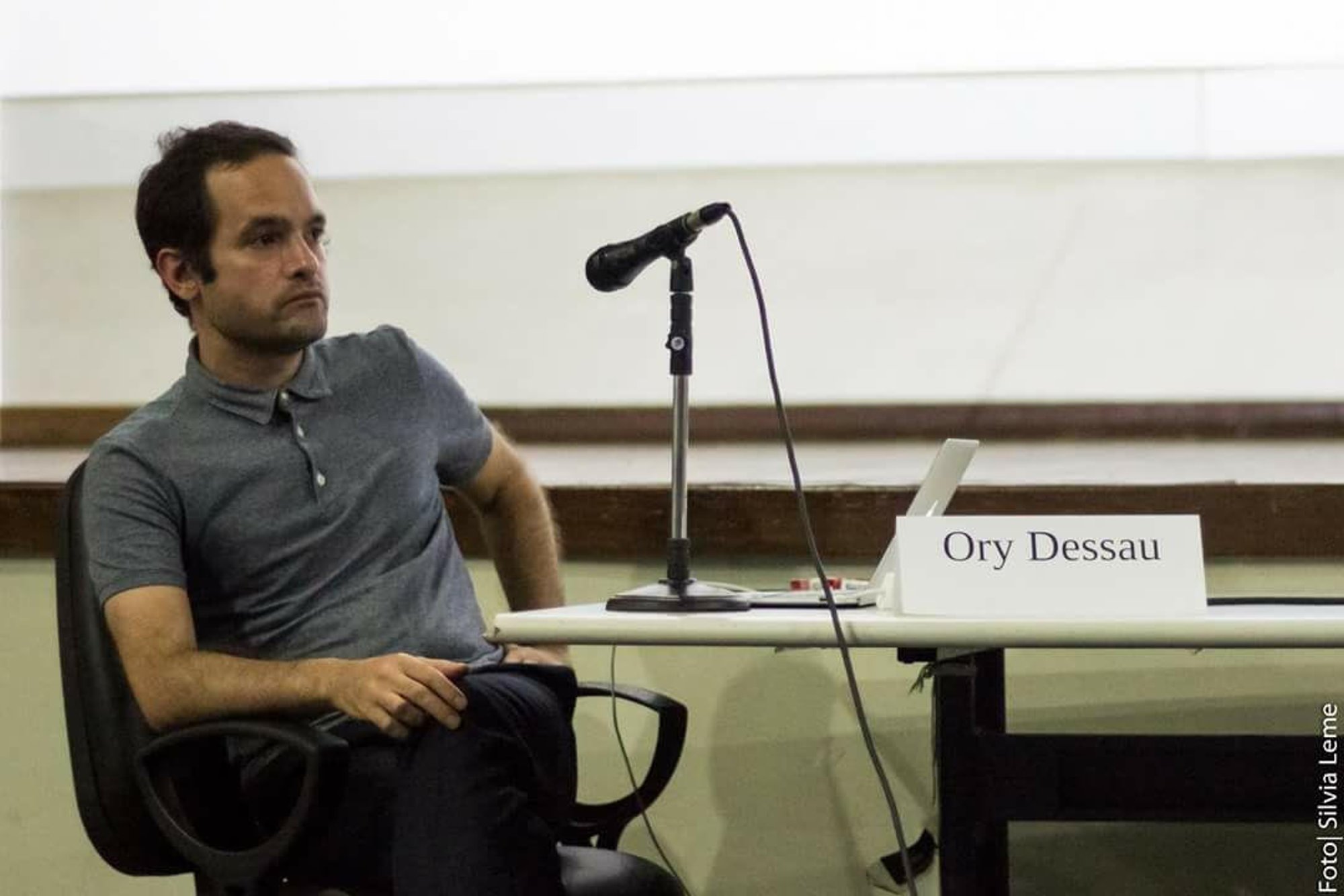 Izraelio šiuolaikinio meno kuratorius Ory Dessau: suteikite laisvę ...