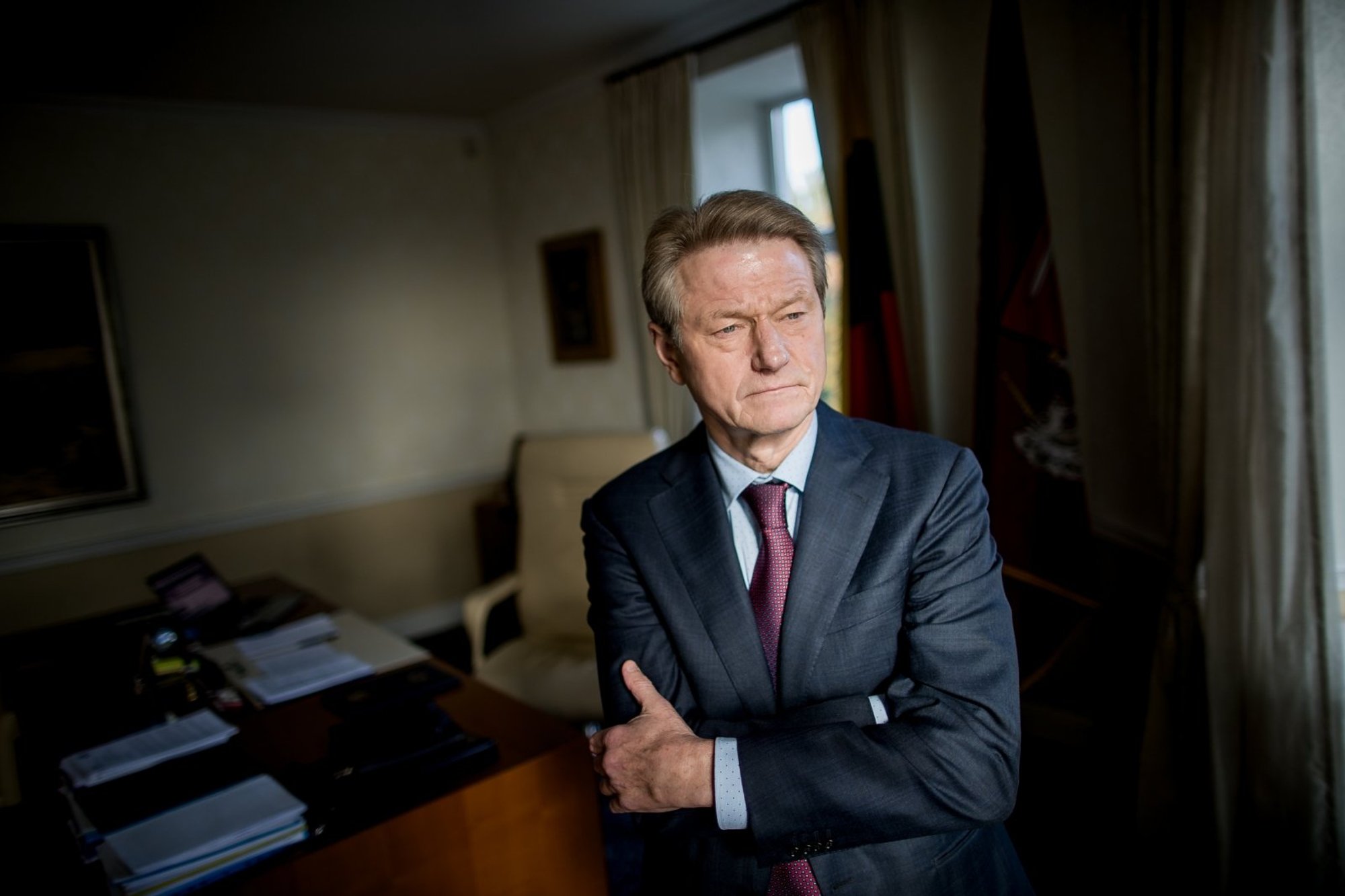 Paksas apie naują Konstitucijos pataisą: pažeidimas tik gilinamas - Delfi