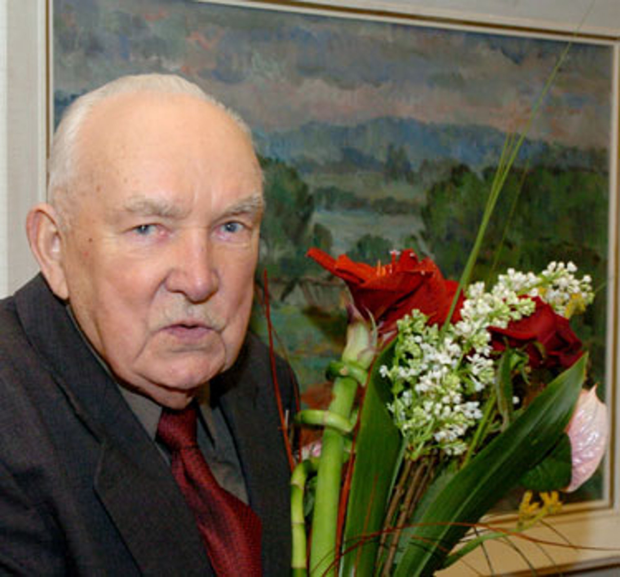 A. Petrulio drobių spalvos atgijo jubiliejinėje parodoje - Delfi kultūra
