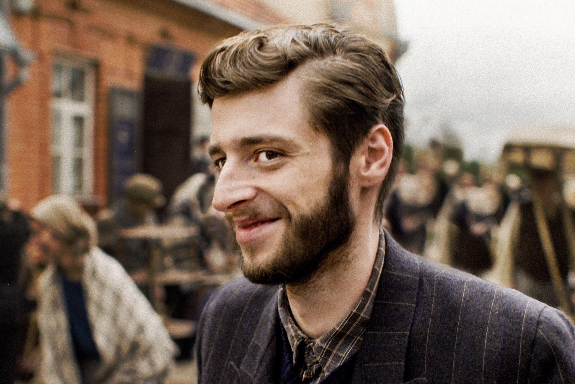 Filmo „Poetas“ recenzija: dar vienas lėtas, patriotiškumu ...