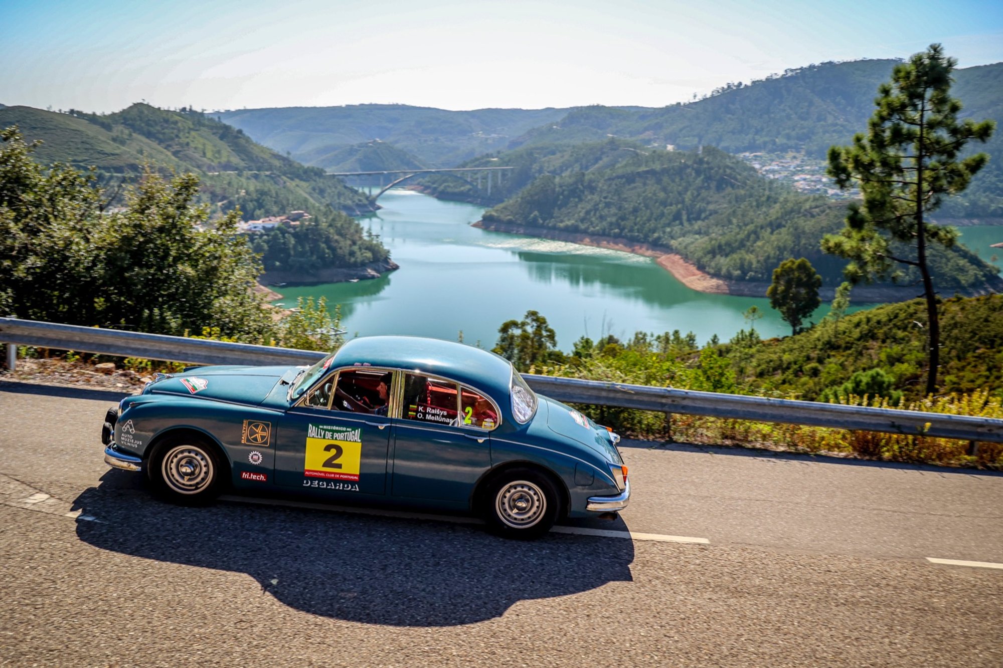 Karolis Raišys pirmauja klasikinių automobilių kategorijoje „Rally de ...