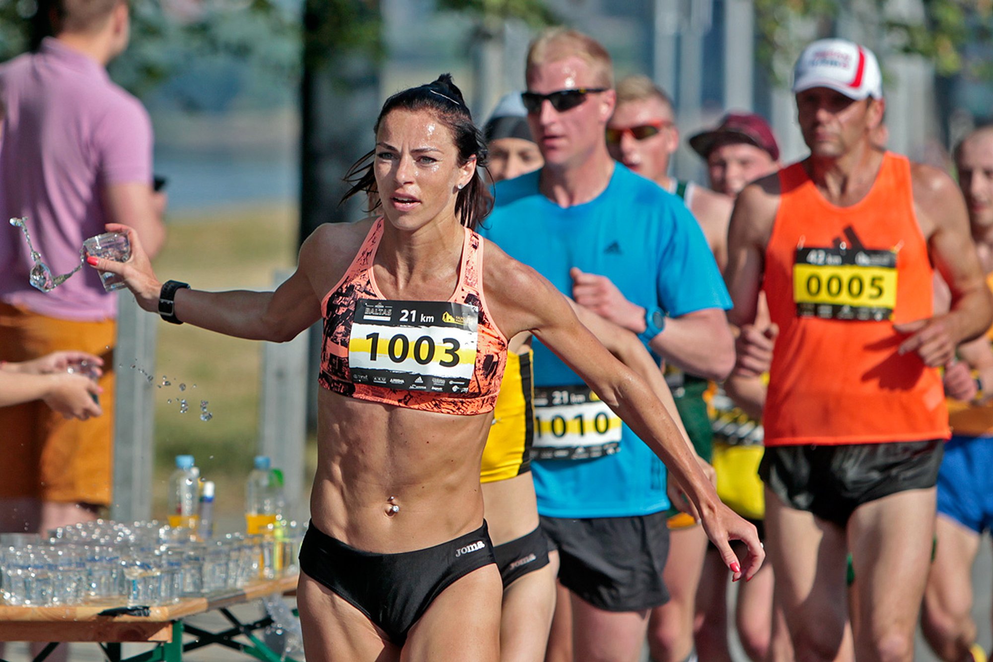 Bėgimo profesionalai tikina, kad pirmas medalis puikiausia paskata ...