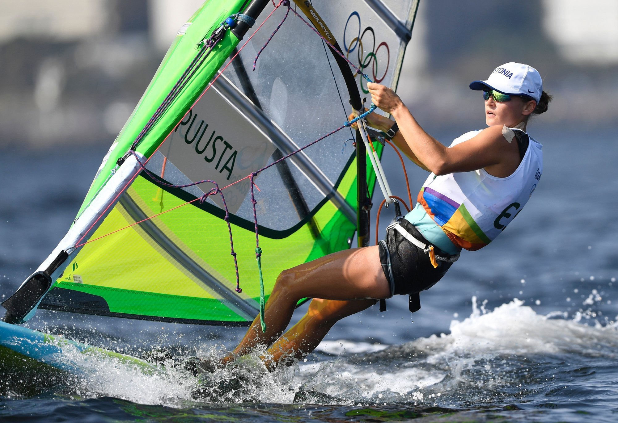 Эстонка первой пересекла Балтийское море на доске для виндсерфинга ...
