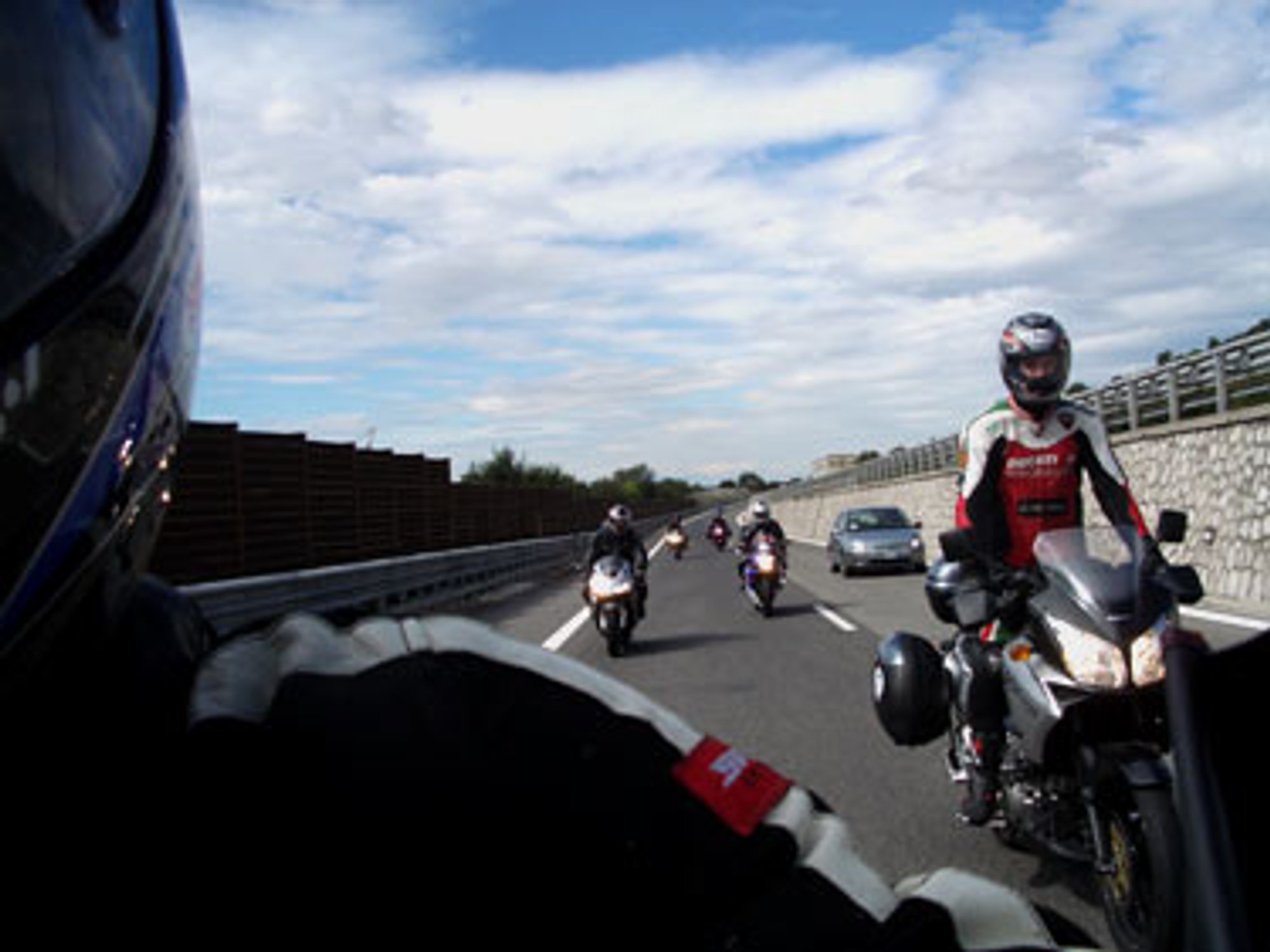 Gyvenimo palydovas - motociklas - Delfi verslas