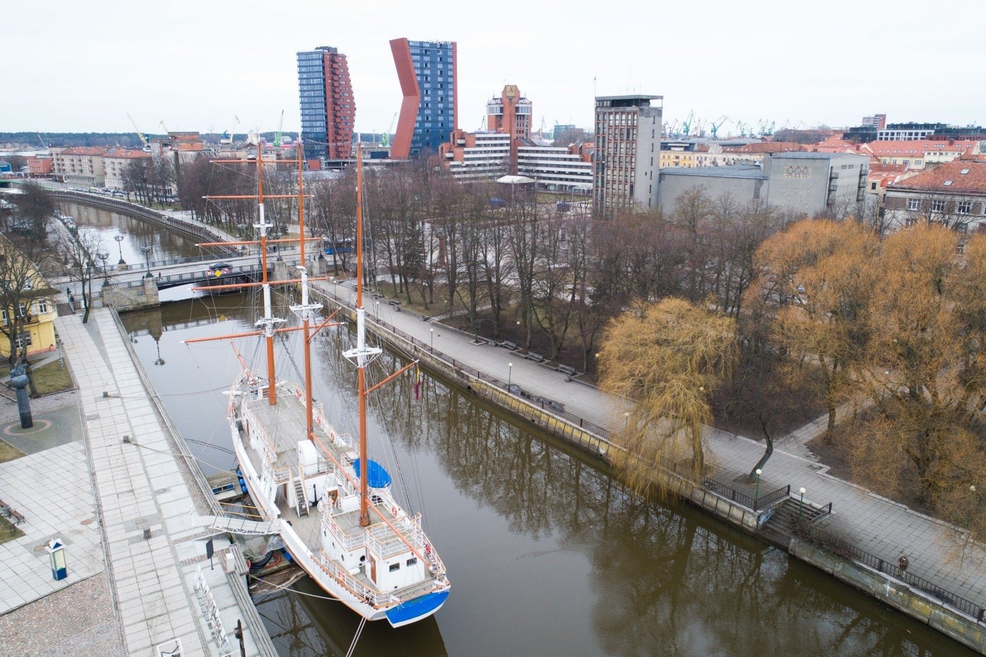 Klaipėdos simbolis „Meridianas“ bus plukdomas į remonto doką: datą ...