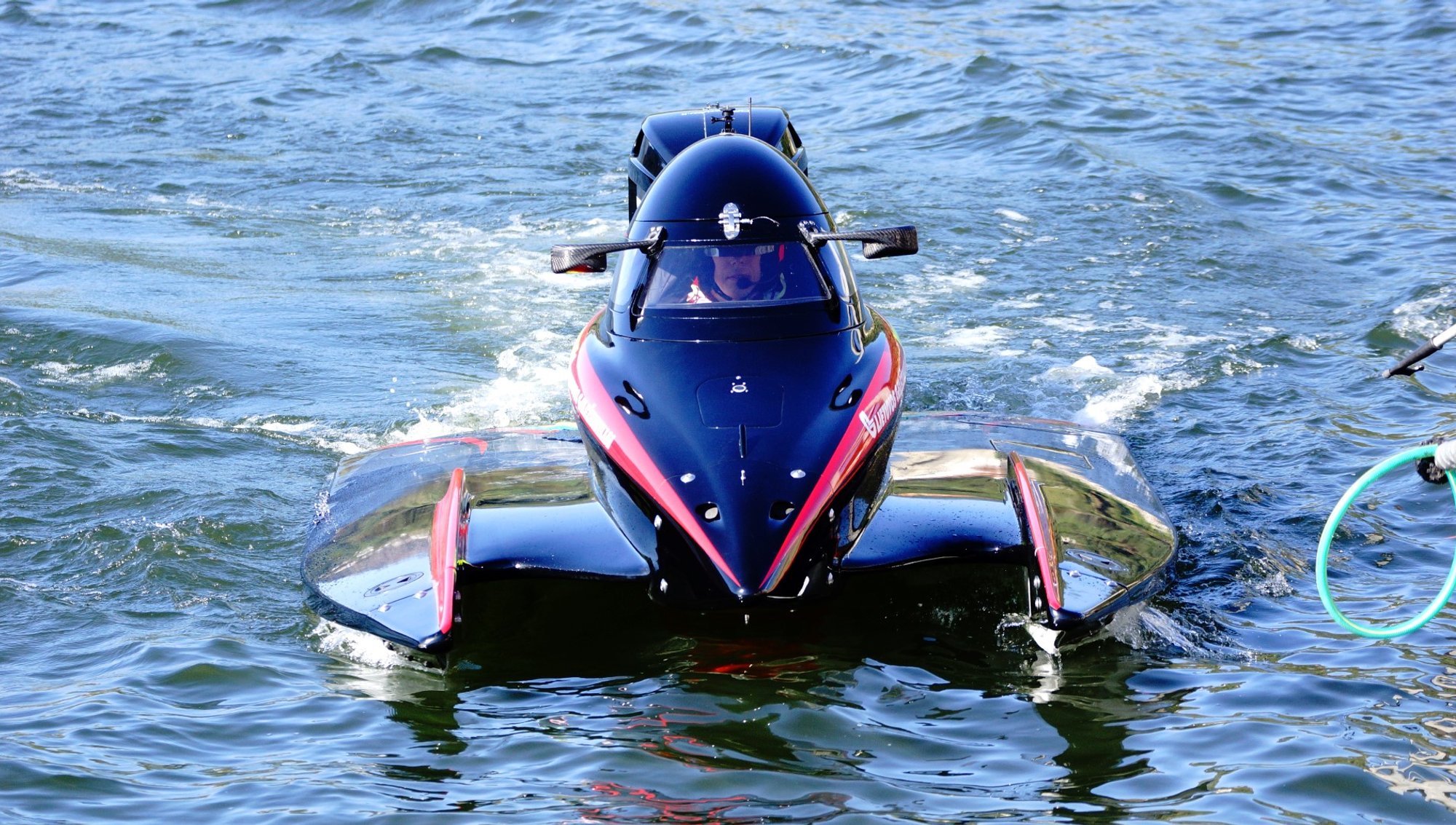 E. Riabko vadens formulių F2 pasaulio čempionate užėmė 10-ąją vietą ...