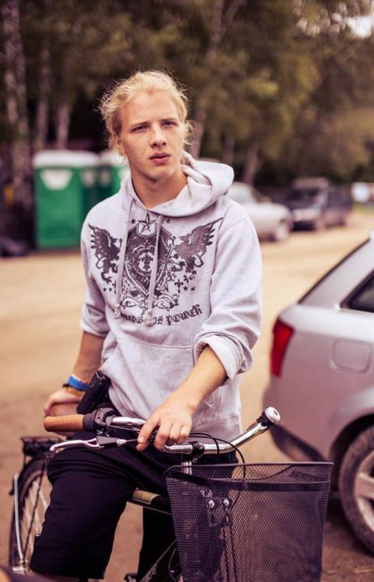 „Galapagai/Roko naktys“: Olimpinės čempionės brolis į Galapagus plukdys ...