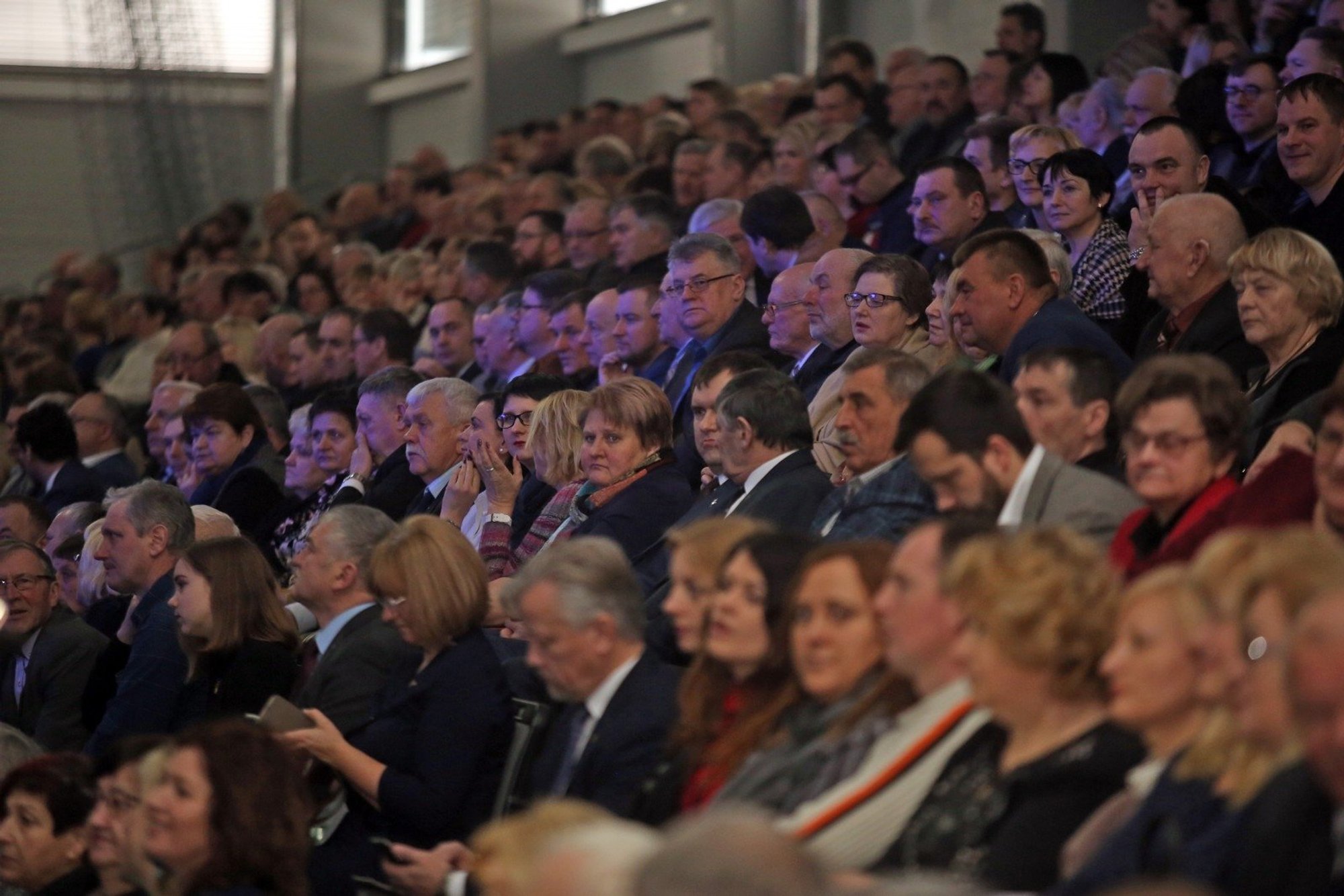 „Valstiečių“ suvažiavimo svečiai: pagyros koalicijai ir botagas dovanų ...