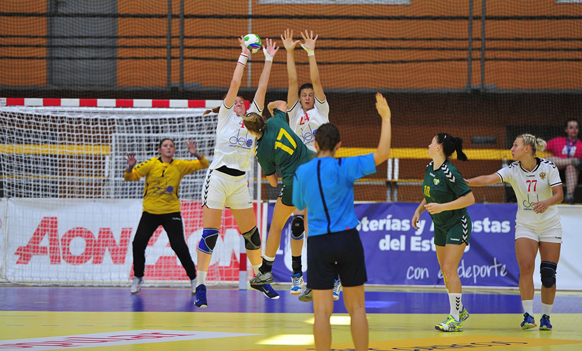 Europos merginų rankinio čempionato pusiaukelė, kaip pertrauka tarp ...