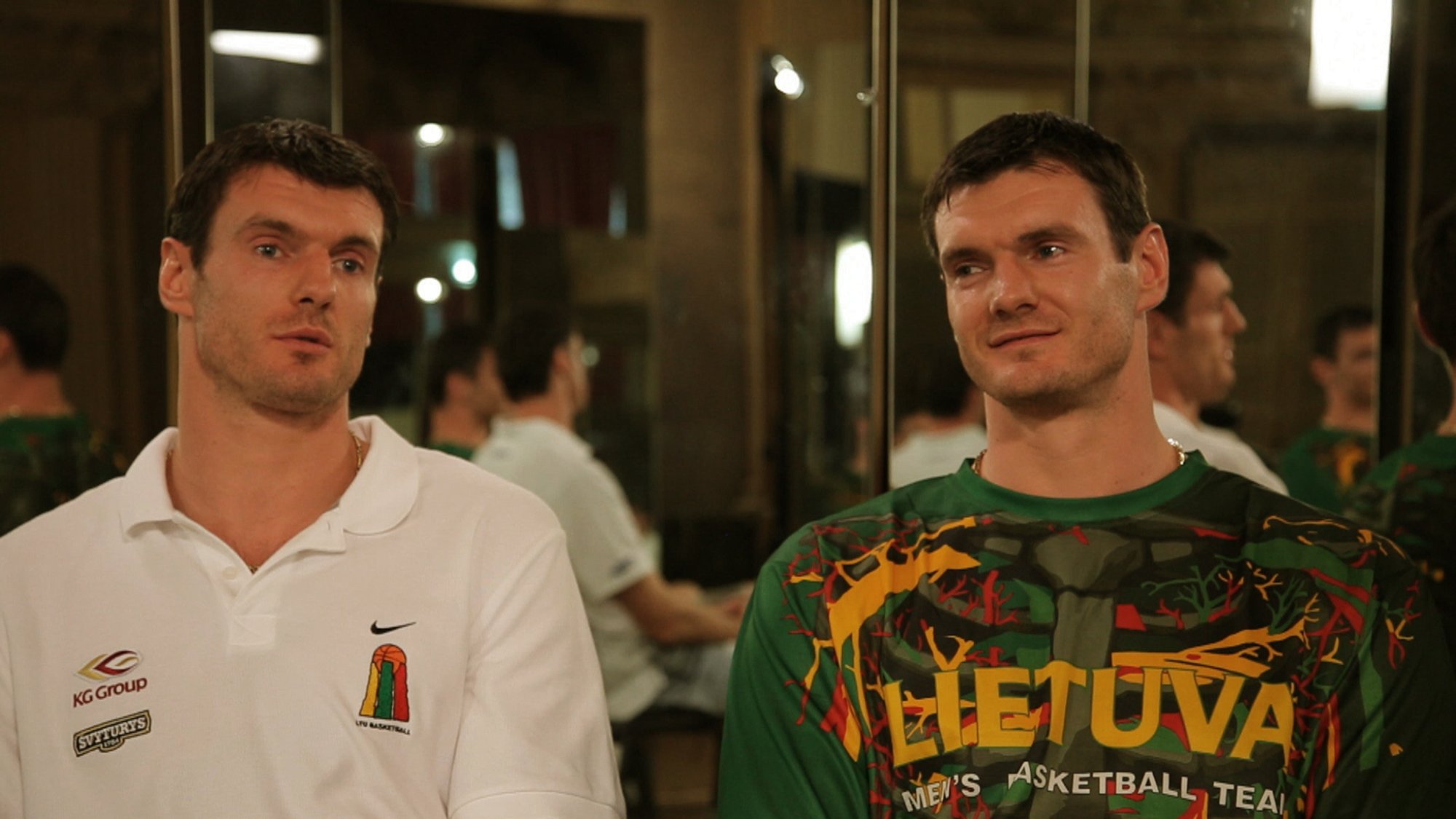 „Mes už... Lietuvą!“ įdomybės: kamera „bomba“ ir broliai veidrodžių ...