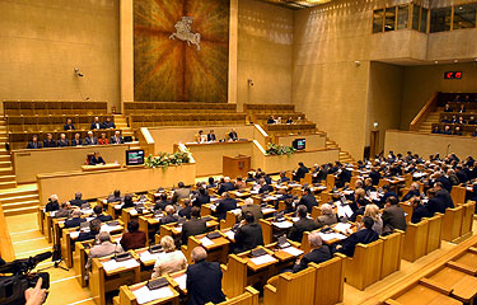 Seimas paminėjo lietuviškos spaudos atgavimo 100-metį - Delfi verslas