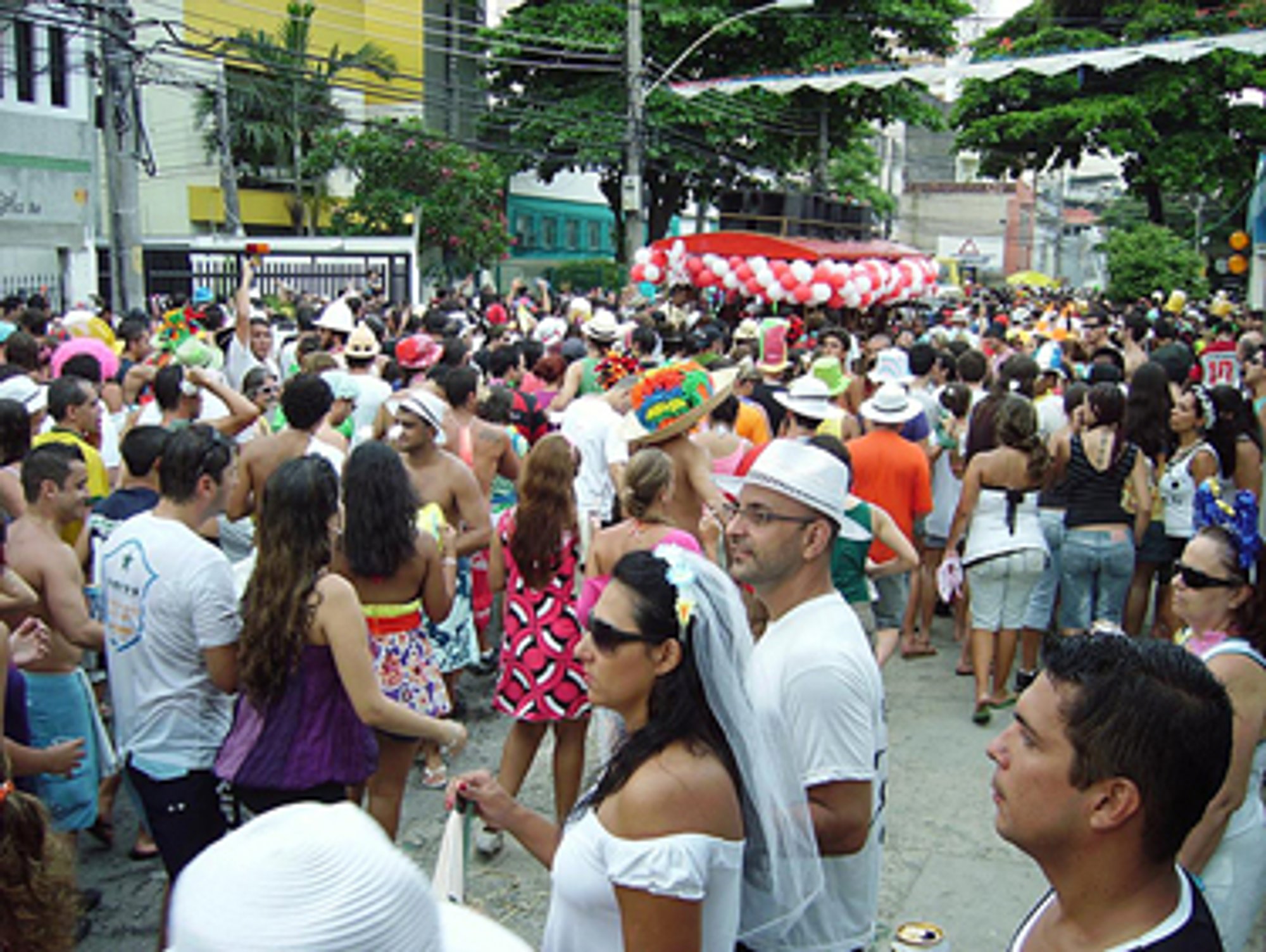 Brazilija: Rio gatvės karnavalas - Delfi veidai