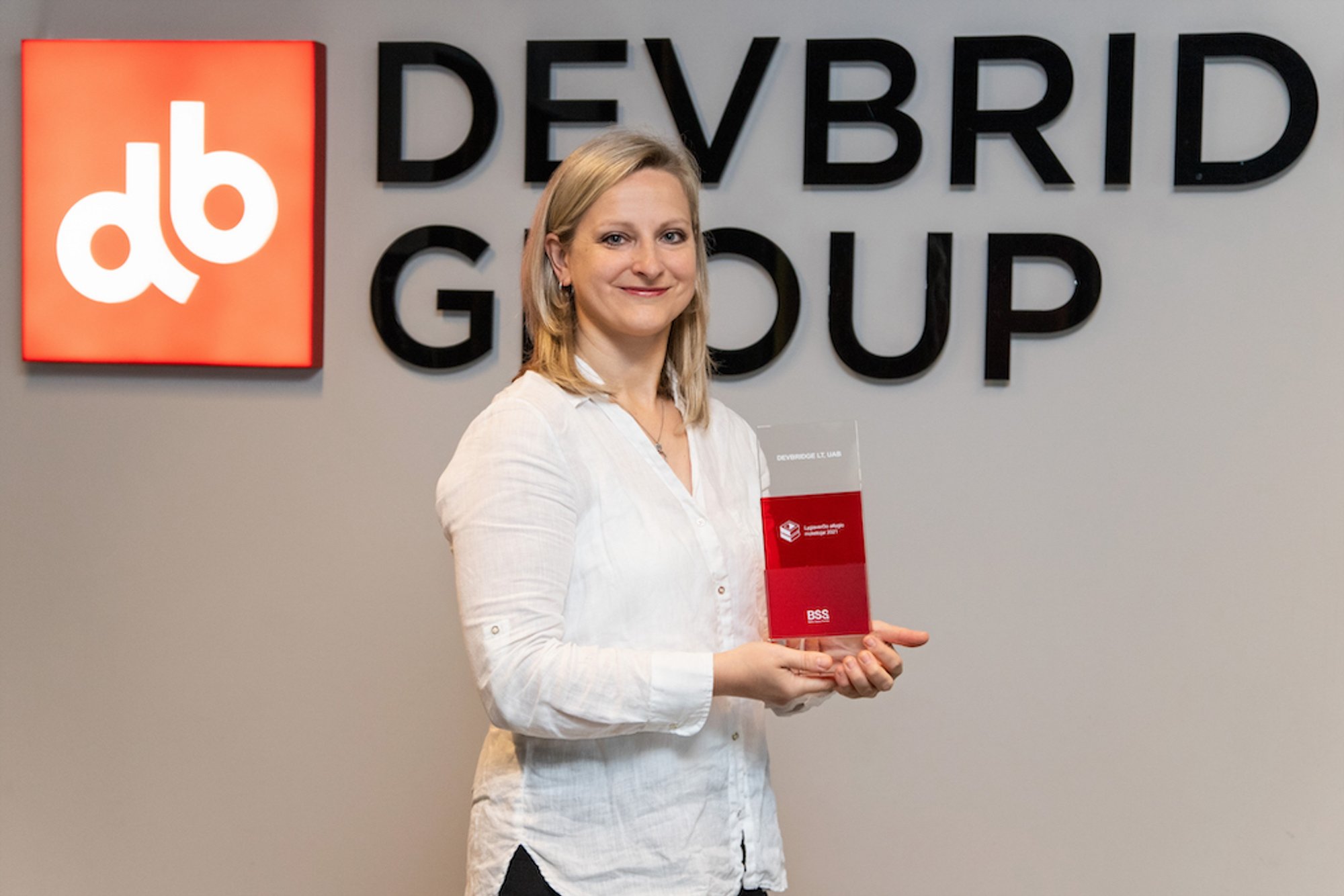 „Devbridge“ kompanijai – sąžiningiausią atlygį mokančios įmonės Lietuvoje titulas - Delfi verslo ...