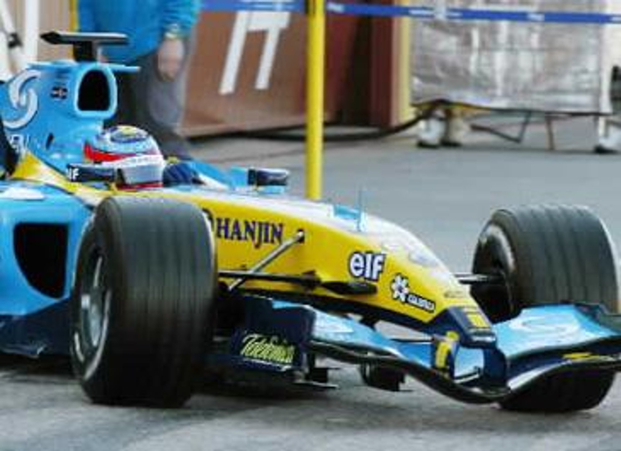 „Renault R25“ greitis nustebino konkurentus - Delfi auto