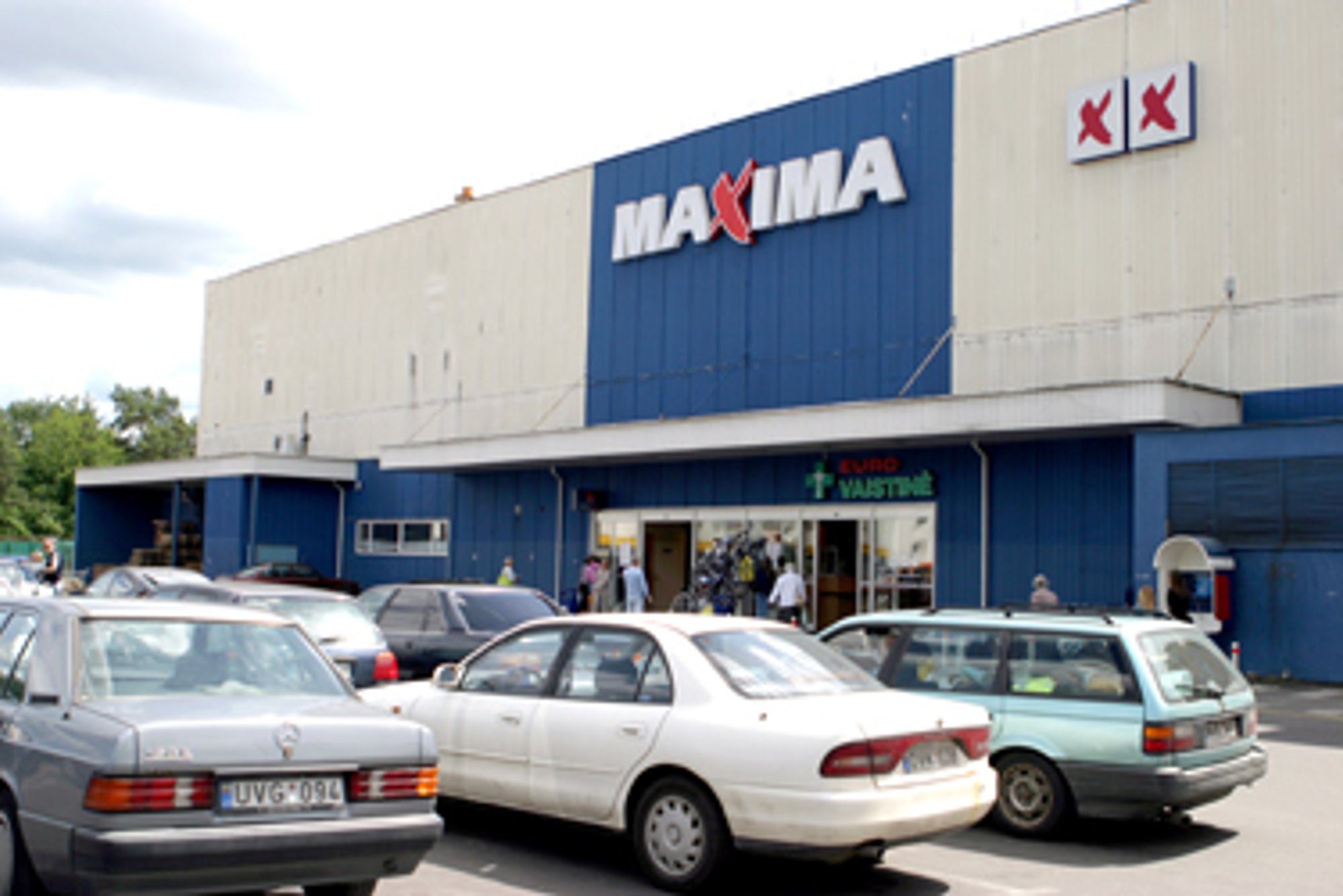 „Maxima“ už 161 mln. Lt pardavė 9 prekybos centrus - Delfi verslas