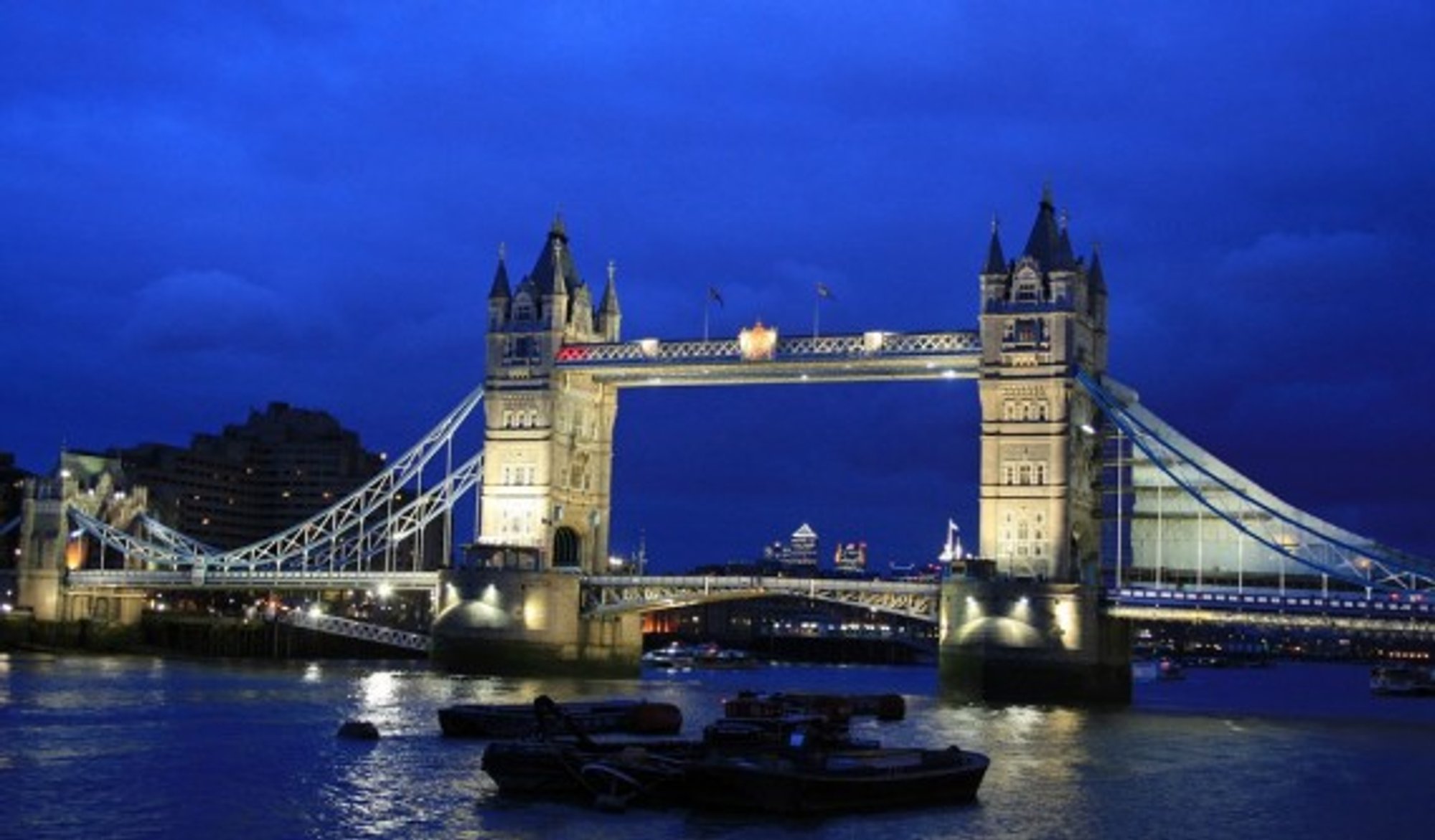 Nukritus Tauerio tilto liftui, sužeisti šeši turistai - Delfi