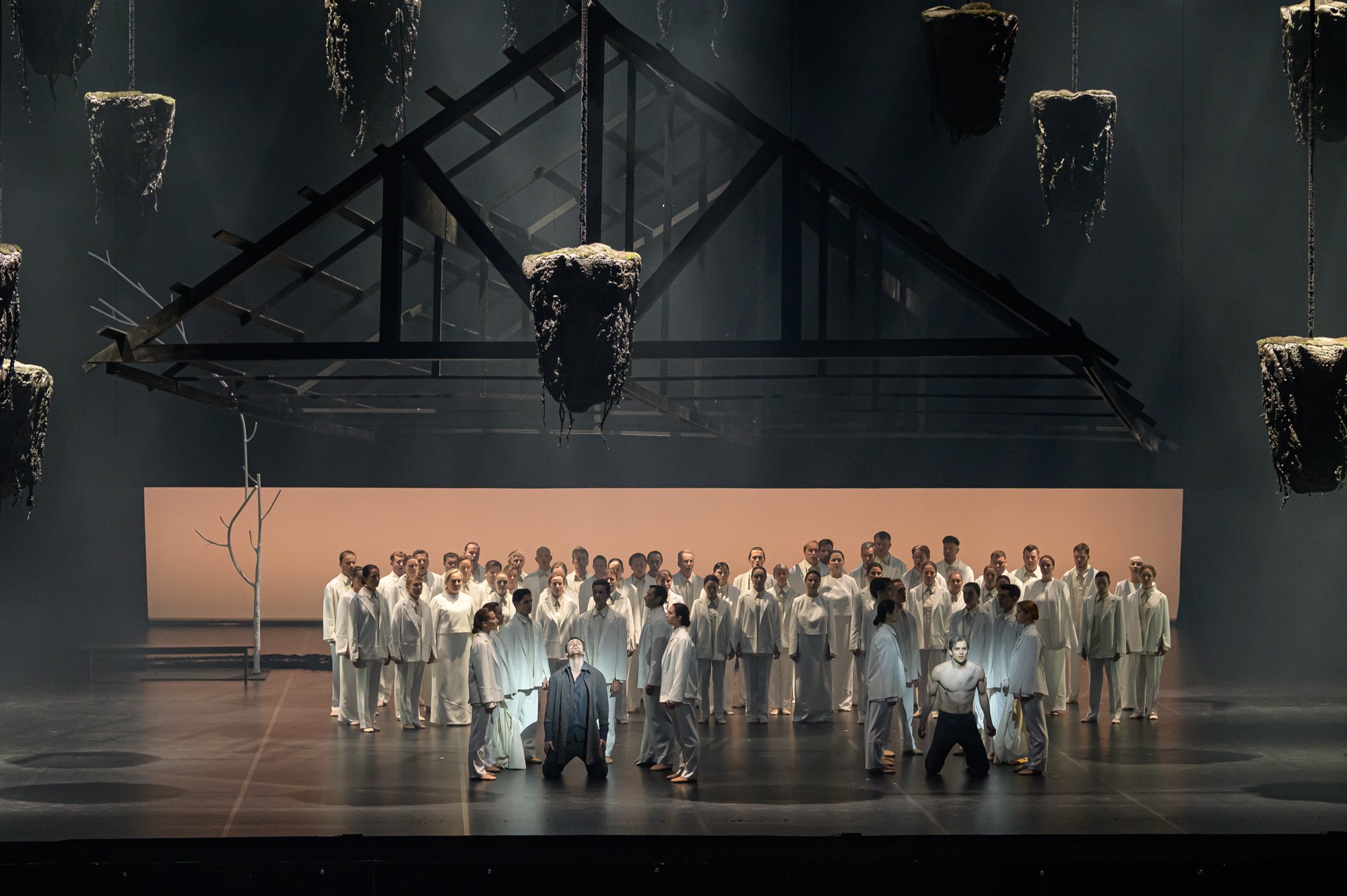 Opera-baletas „Dievo avinėlis“ pristatomas pasaulio publikai - Delfi ...