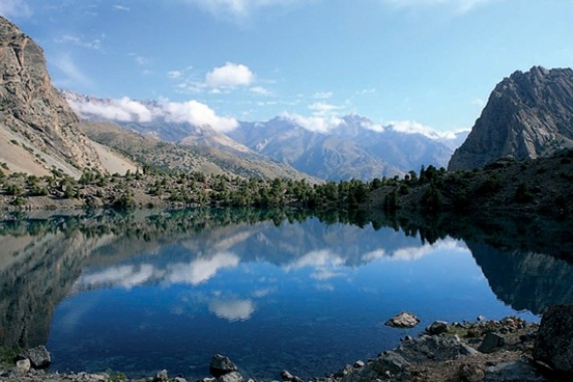 Senieji Vidurinės Azijos miestai, Fanų kalnai ir jų krentantys akmenys ...