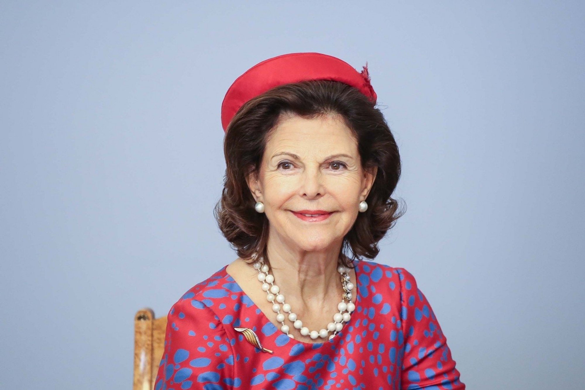 Švedijos karalienė išrašyta iš ligoninės - Delfi