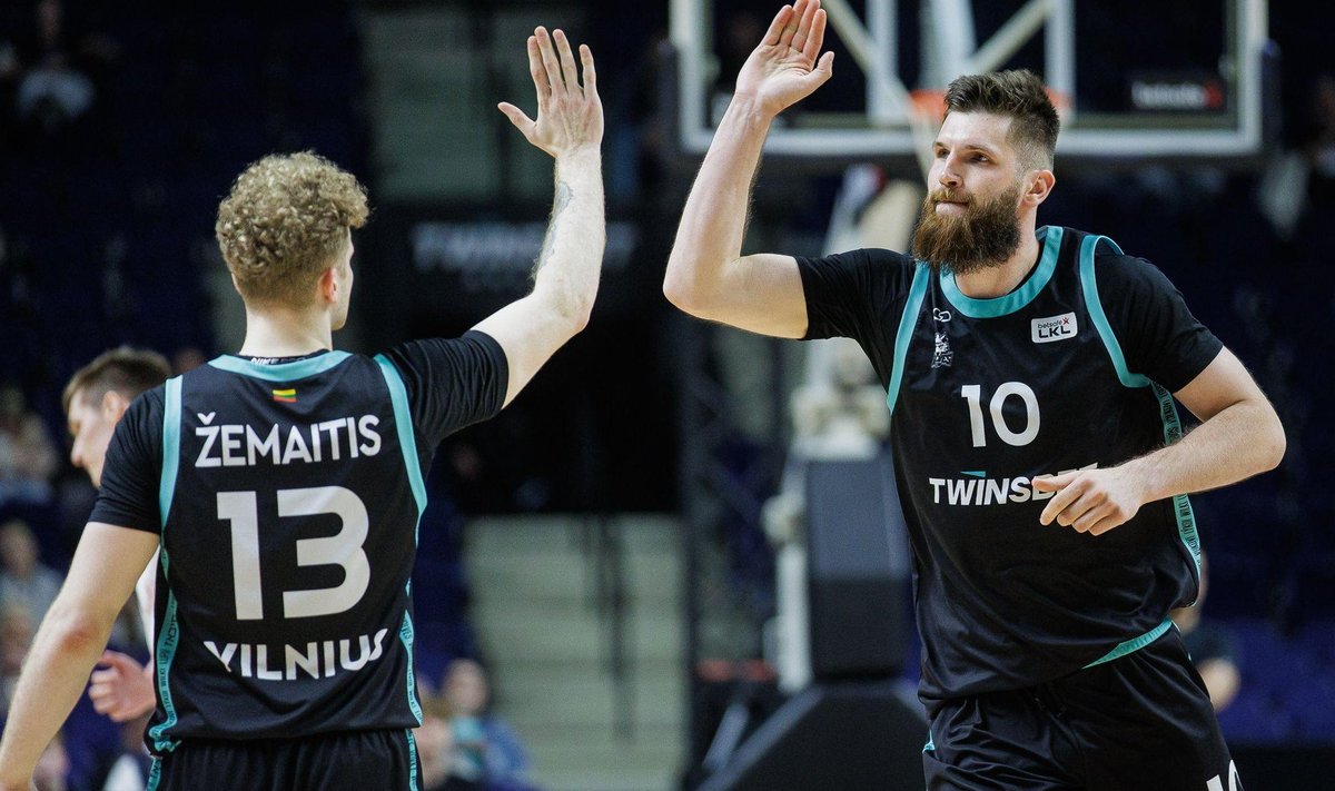 "Wolves“ gretose 2024-25 m. sezonui pasilieka Žemaitis ir Miniotas ...