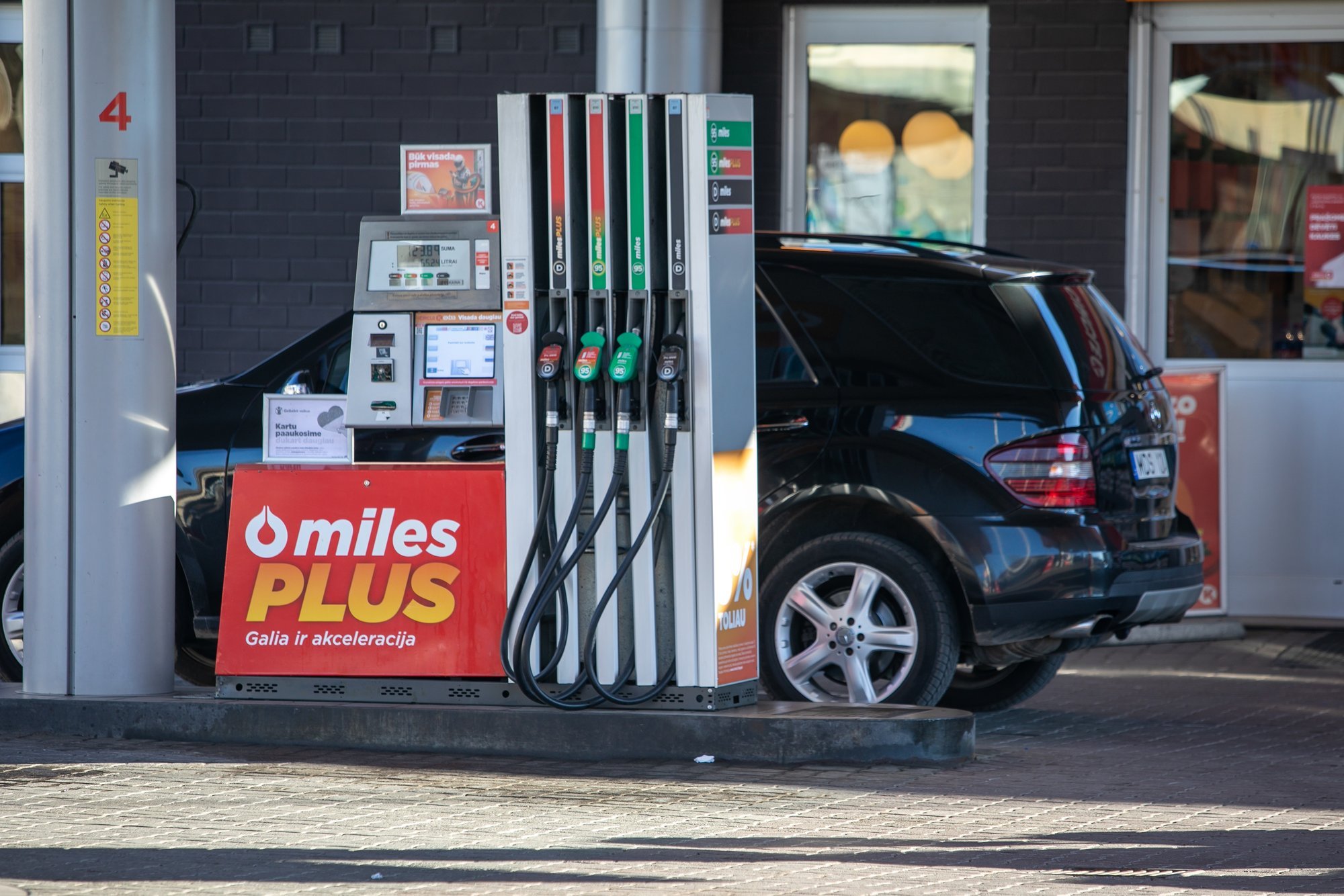 LEA: degalų kainoms išaugus, benzinas Lietuvoje išlieka pigiausias ...